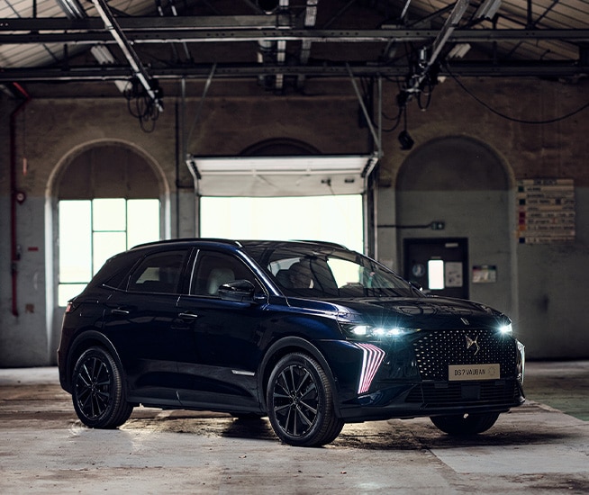 DS 7 VAUBAN: SUV híbrido plug-in blindado francês: DS Automobiles