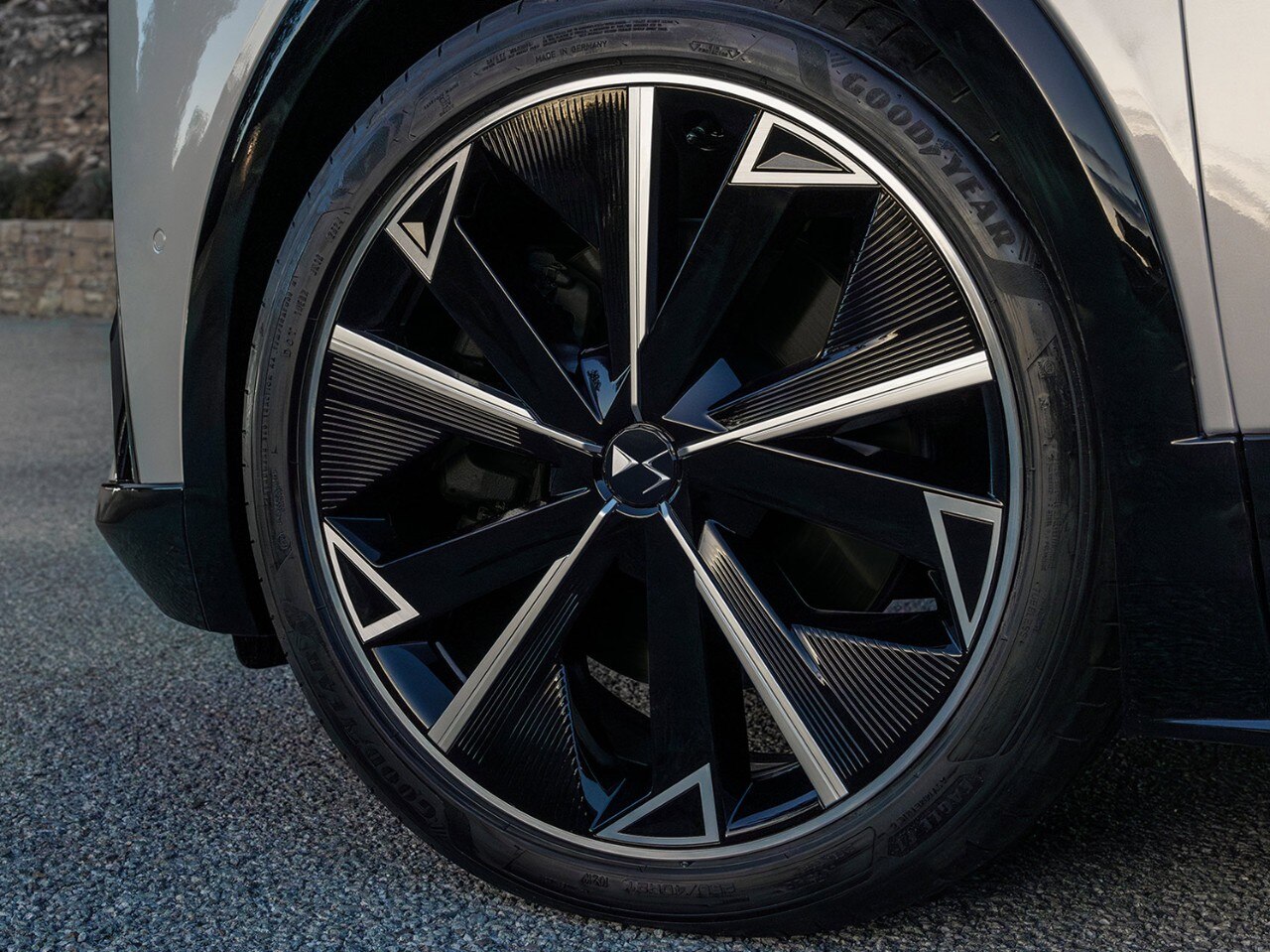 DS Nº8 | SUV Elétrico| DS Automobiles PT